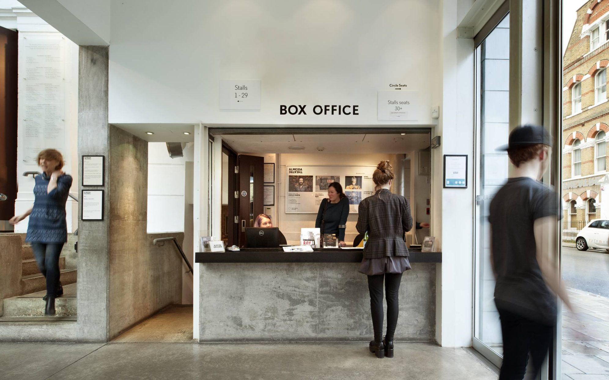 Facilities, Venue Guide & Seating Plan | Almeida Theatre, London