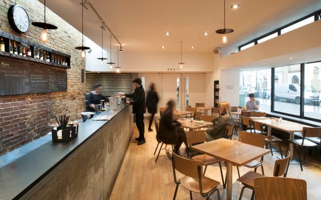 Facilities, Venue Guide & Seating Plan | Almeida Theatre, London